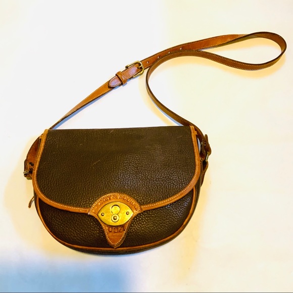 Dooney & Bourke | Bags | Vintage Dooney Bourke Ducklock Saddle Cr ...